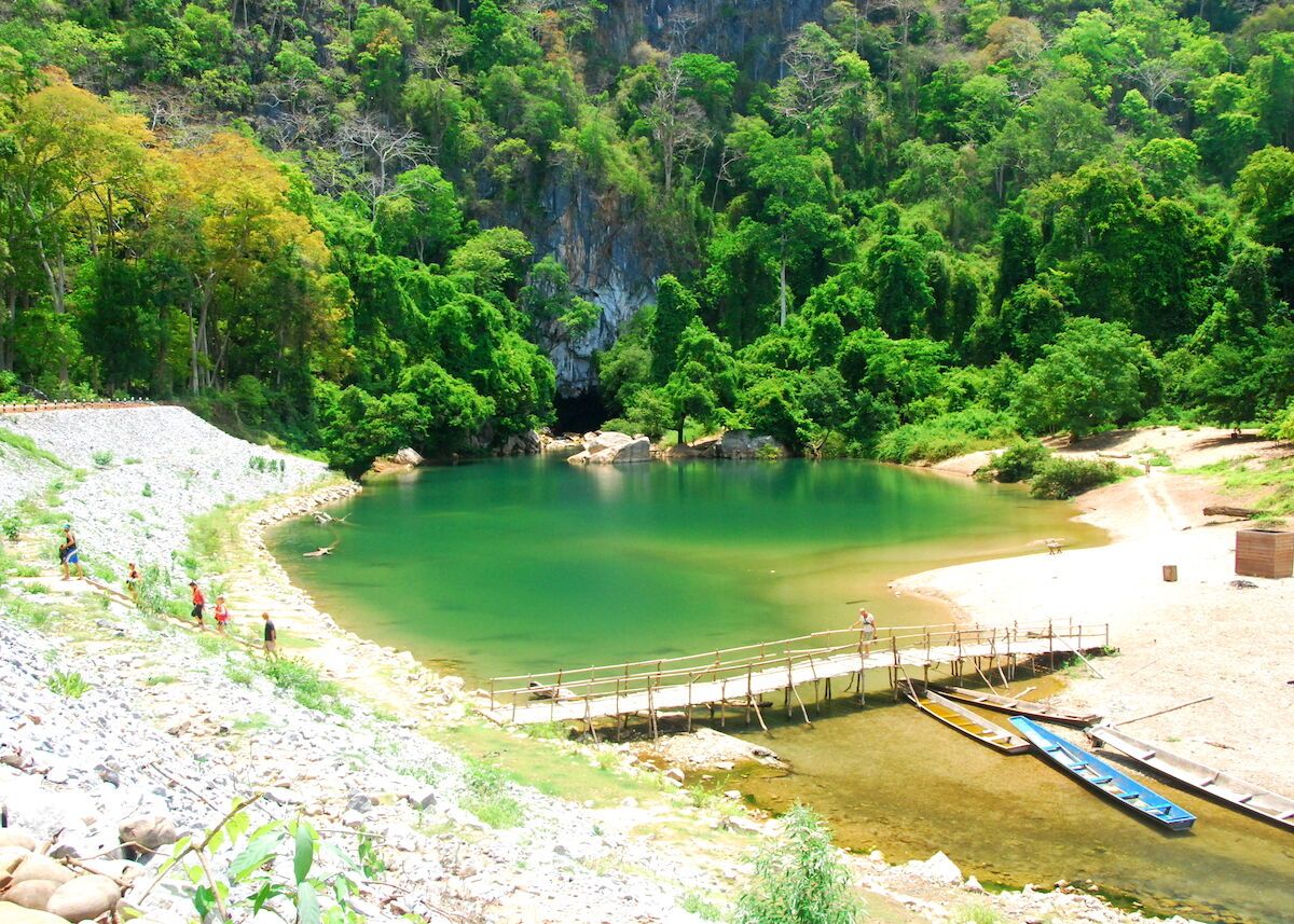 Travel Guide to Kong Lo Cave and Ban Natane, Laos