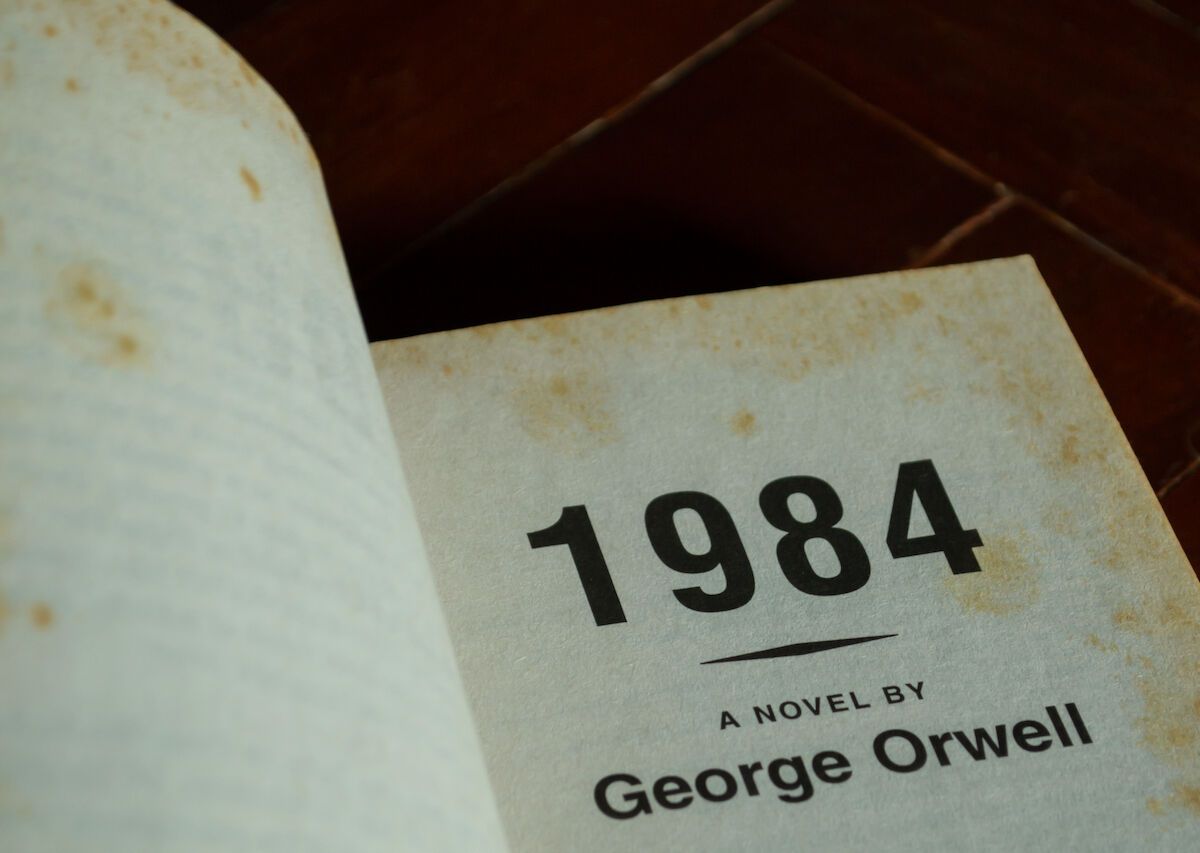 Deconstructing Orwell's Travel Writing