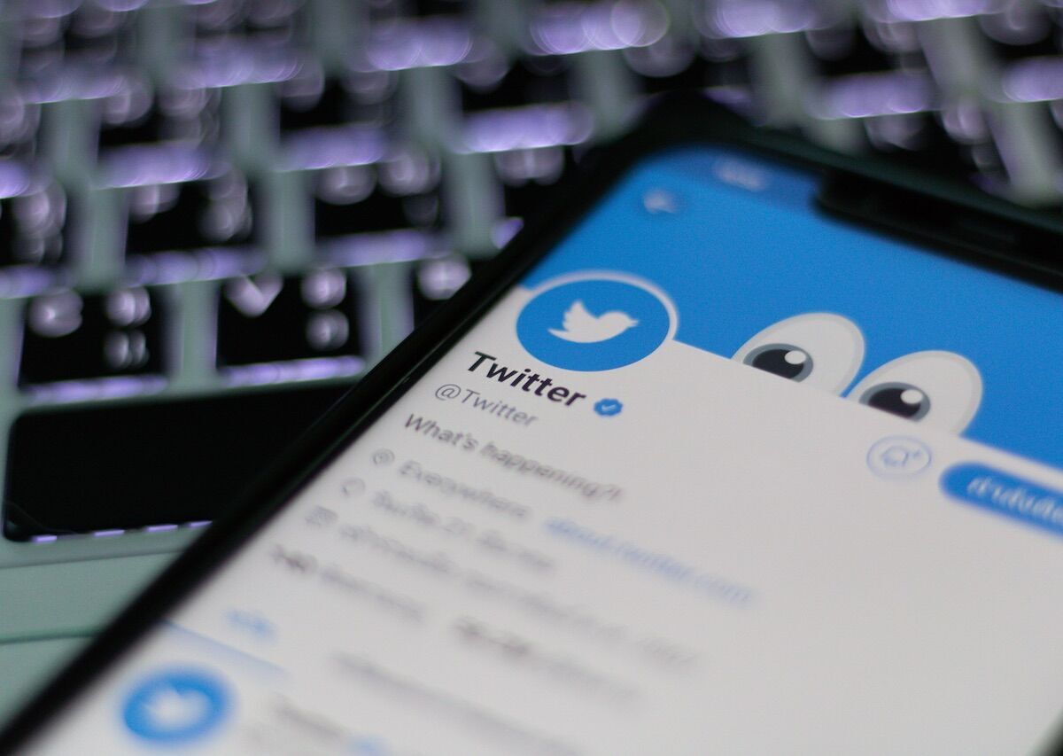 20 Interesting Expats to Follow on Twitter