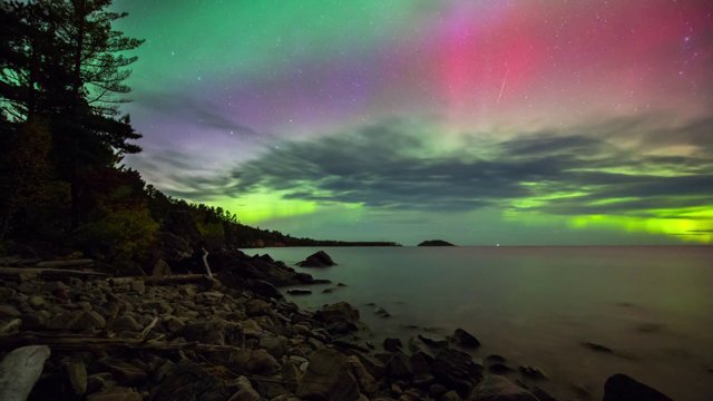 2 Minutes and 22 Seconds of the Most Gorgeous Michigan Footage