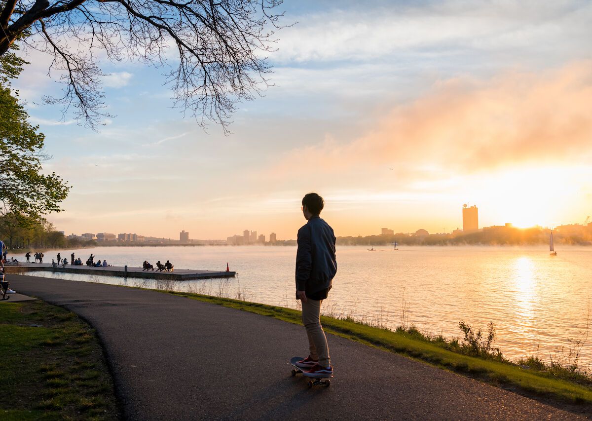 11 Signs You Were Born and Raised in Boston