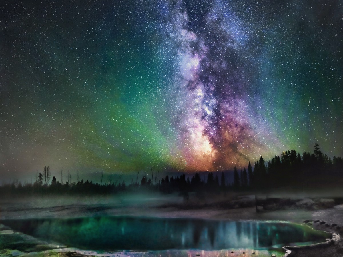 These Night Skies Over Yellowstone Are Hauntingly Beautiful.