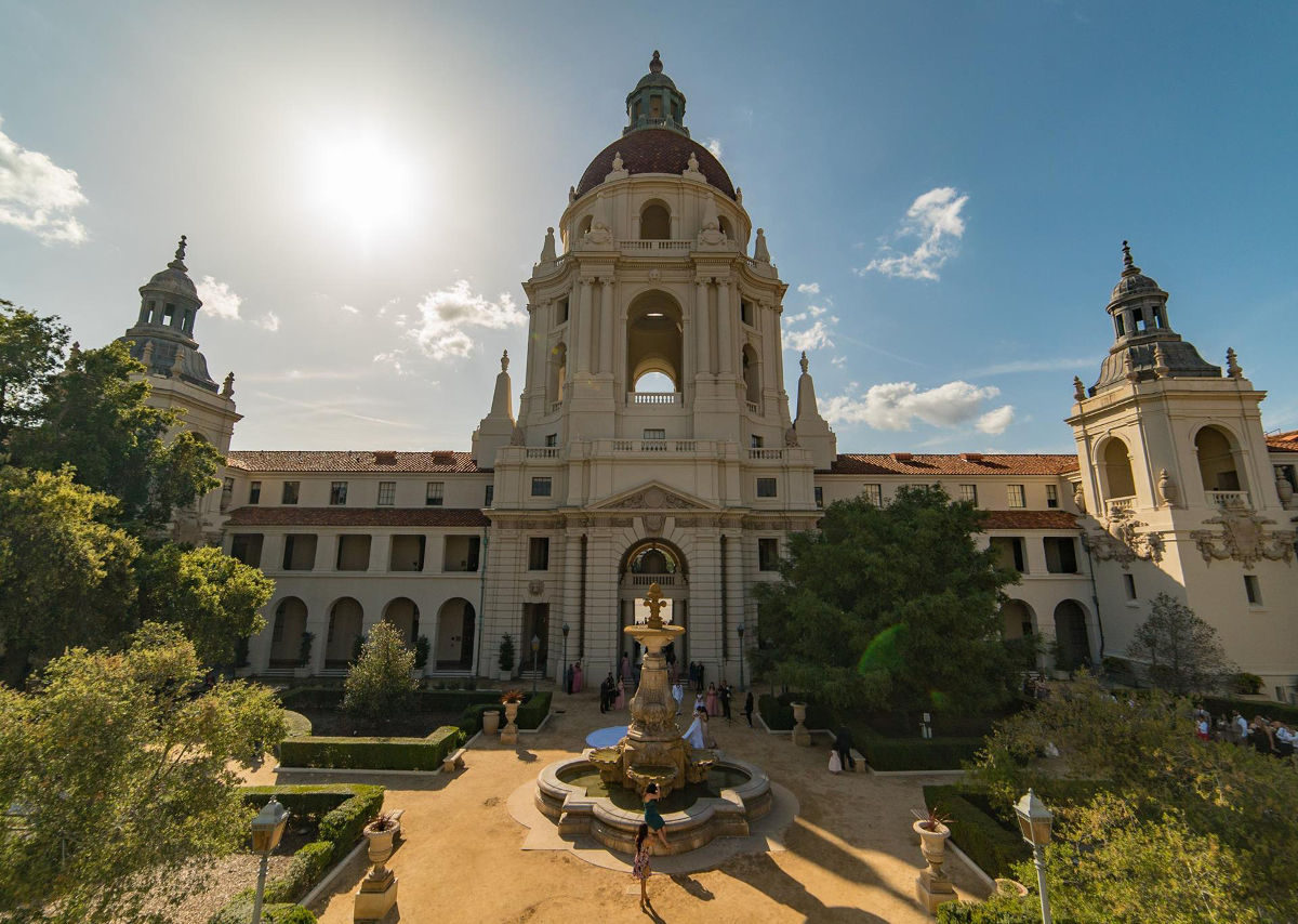 WATCH: The Pasadena Tour