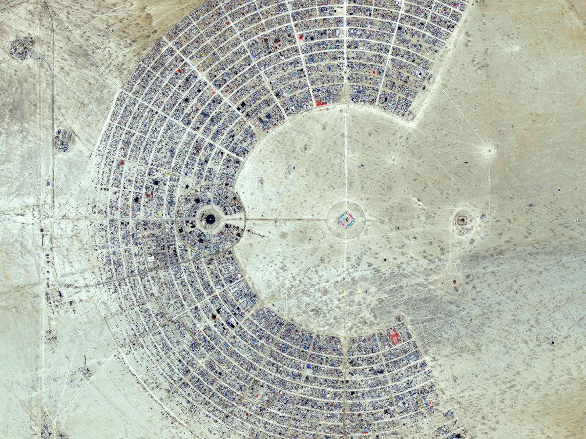 Astounding Aerial Photos Reveal the Product of Human Activity on Our Planet Astounding Aerial Photos Reveal the Product of Human Activity on Our Planet