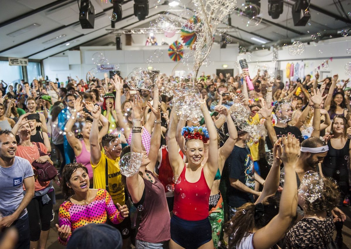 14 Outrageous Things You Had No Idea You Could Do in London