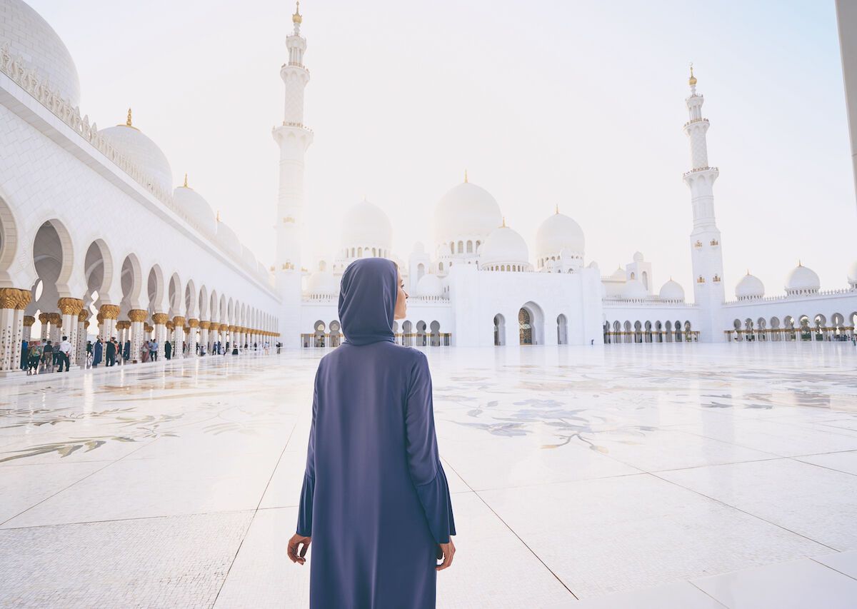 4 Women Share Their Stories of Visiting Mosques as Non-Muslims