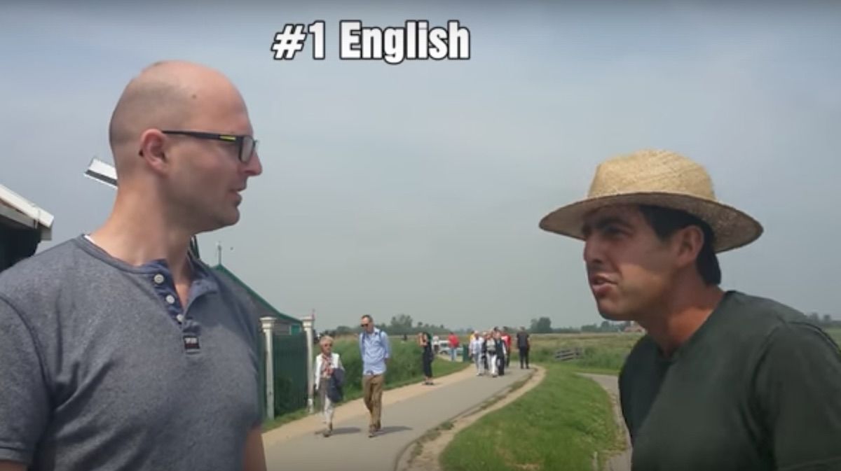 Watch This Video of Two Polyglots Speaking 21 Languages Together
