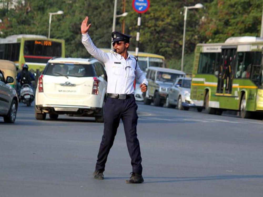 This Indian Cop Uses The Moonwalk To Guide Local Traffic