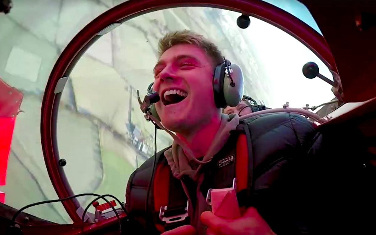 The New Flight-Share App Wingly Can Save You Money on Short Distance ...