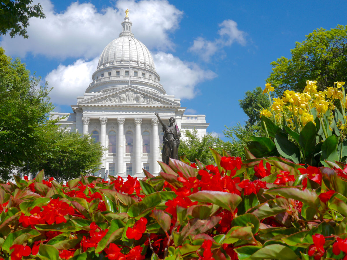 9 Reasons Why We Should All Move to Wisconsin 9 Reasons Why We Should All Move to Wisconsin