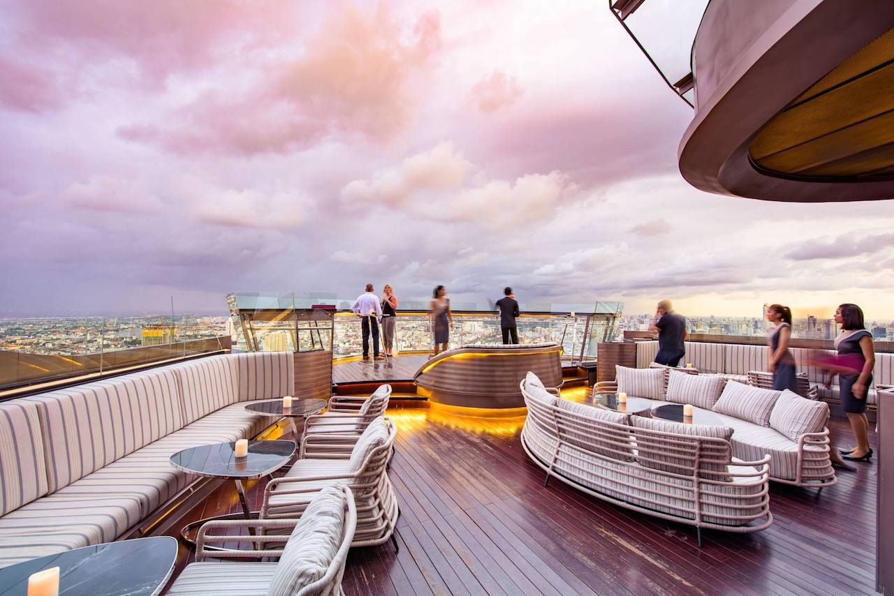 The 9 Coolest Rooftop Bars in the World With Epic Views