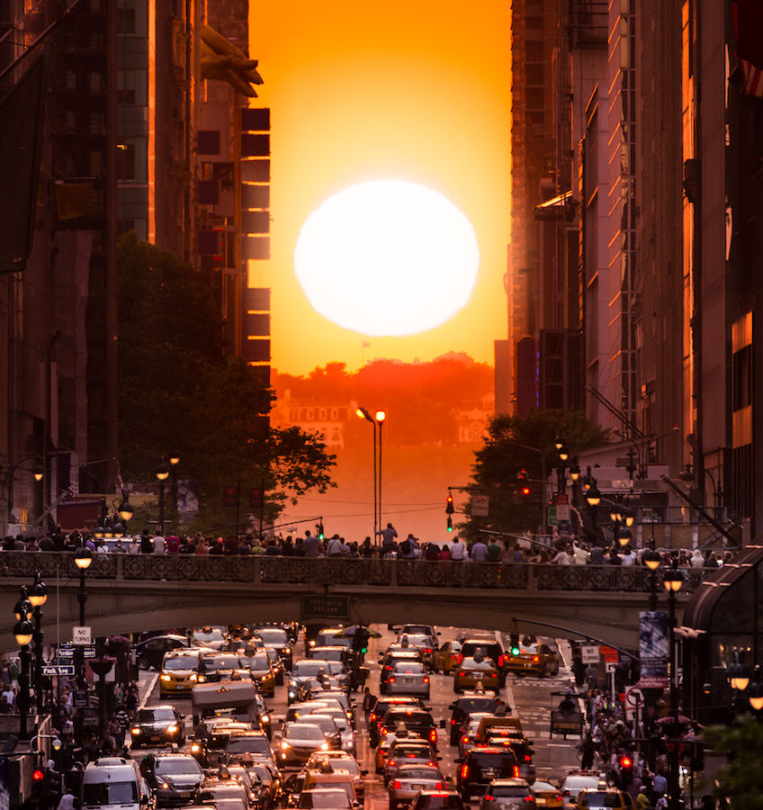 Manhattanhenge Is the Most Spectacular Sunset in NYC. Catch It Tonight!