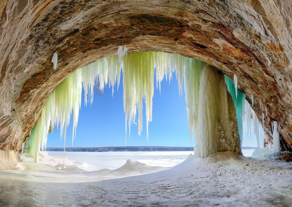 7 Best US Lake Vacations You Should Explore This Winter