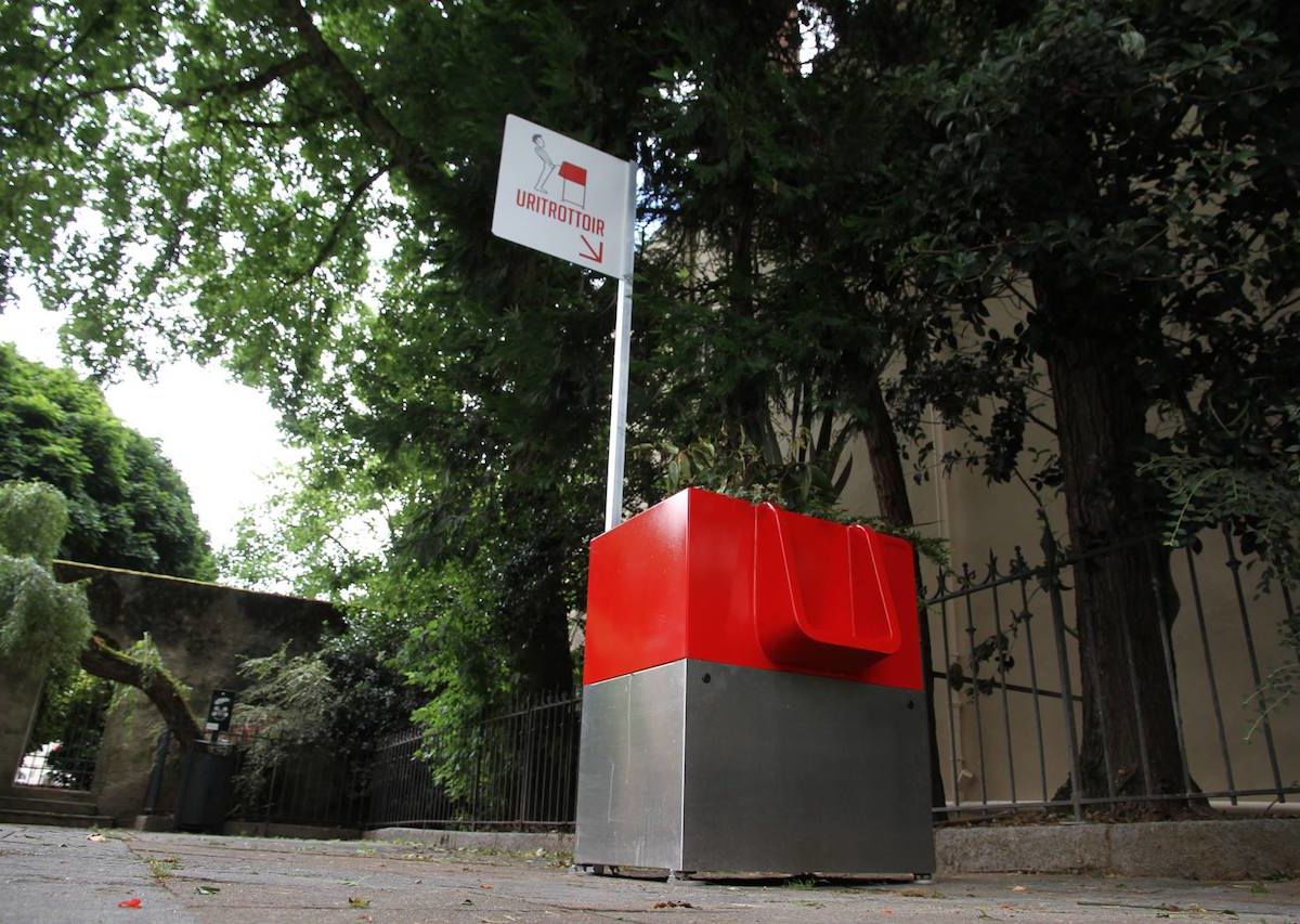 Open-Air Urinals on the Streets of Paris