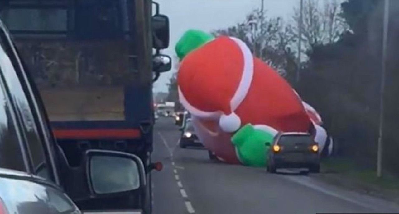 Inflatable Santa Lands on UK Highway and Creates Massive Traffic Jam