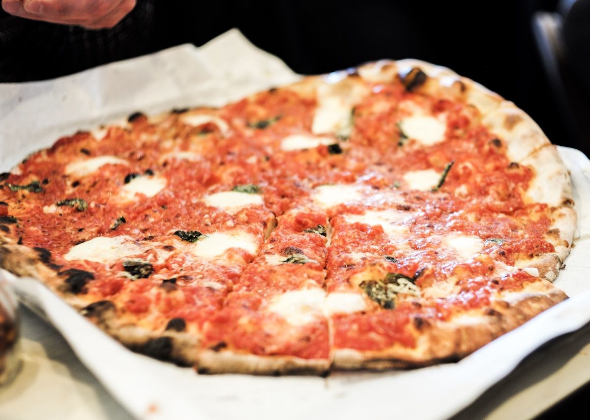 New Haven s Apizza Is The Best Style Of Pizza