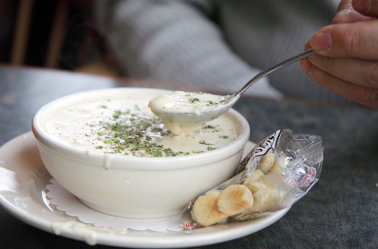 The Best Types of Clam Chowder, Including New England, Rhode Island ...