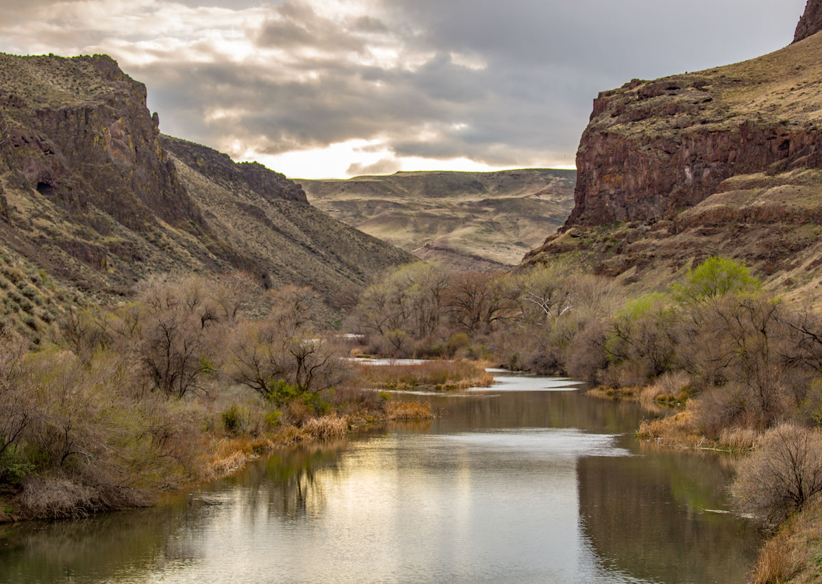 How to Raft the Owyhee River in Oregon