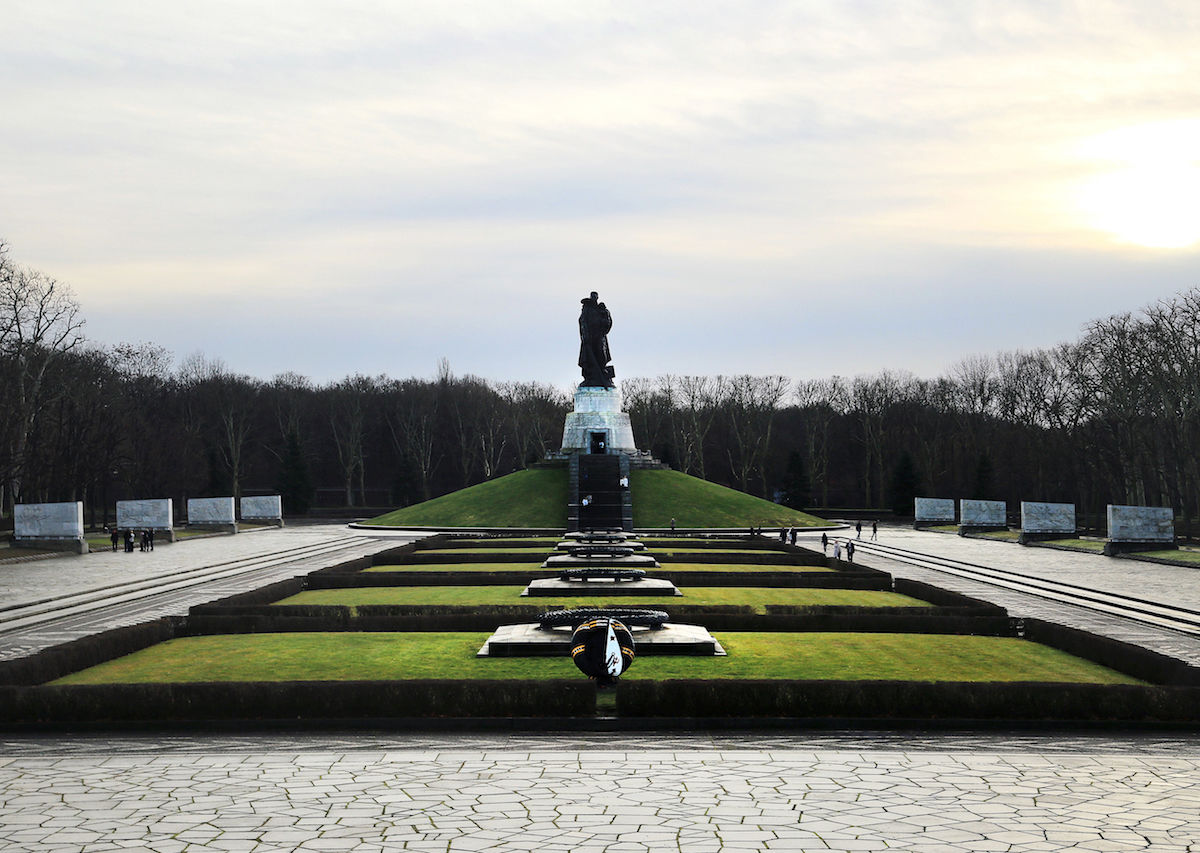 The Art of Visiting War Memorials