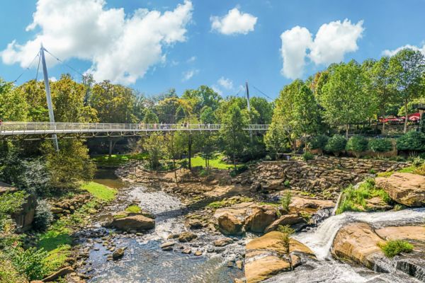 13 Gorgeous Images of What Puts the 'green' in Greenville, SC