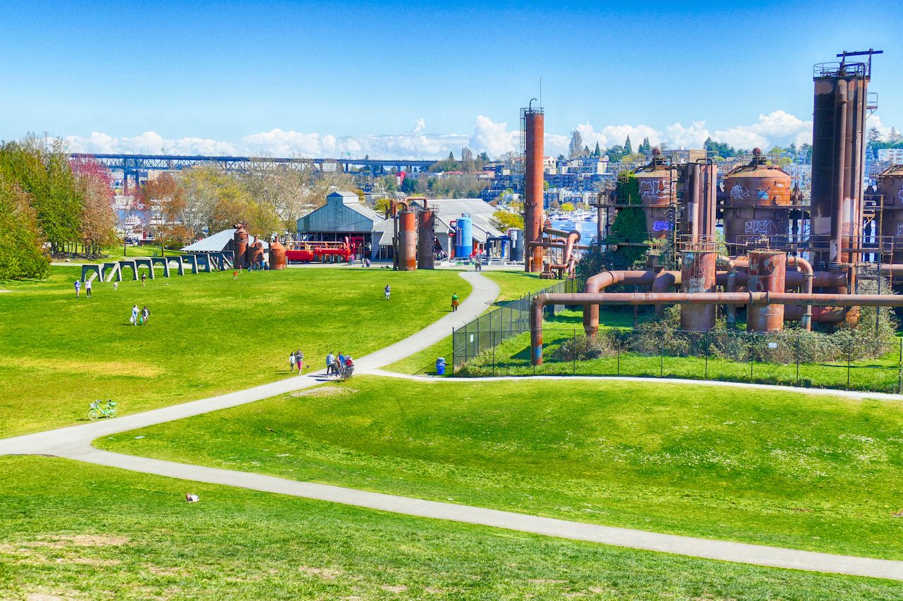 The best Seattle city parks and trails with views of the skyline