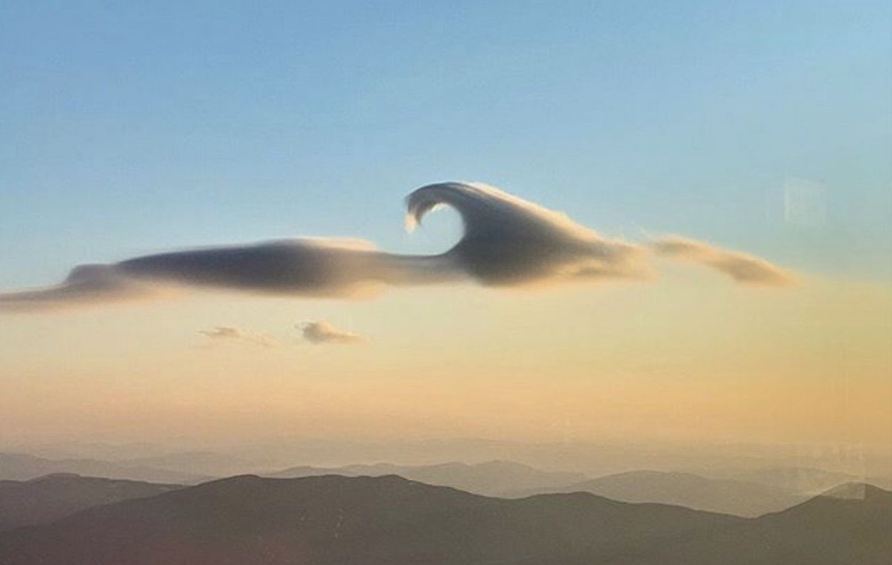 Mount Washington Wave Cloud