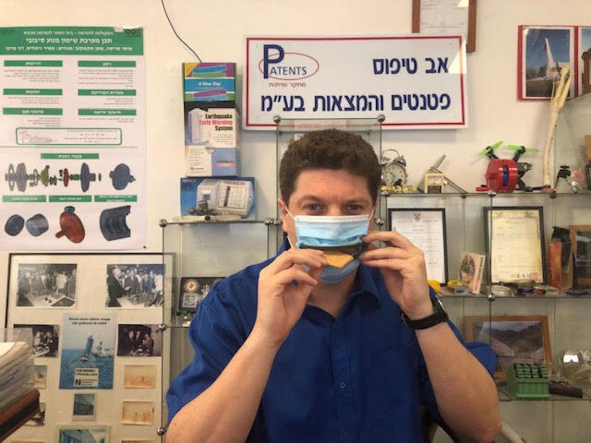 Israeli Inventors Patent Mask That Lets You Eat While Wearing It