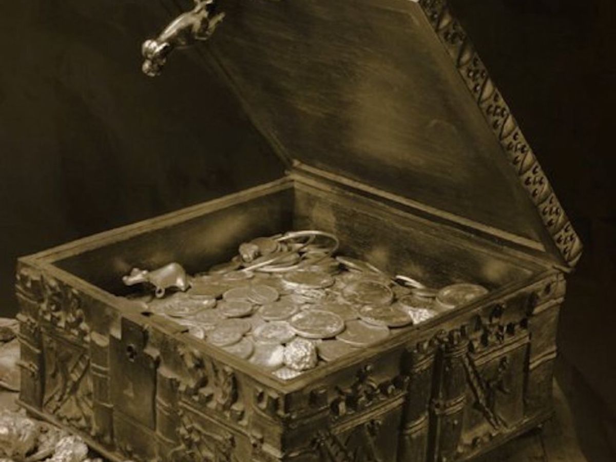 Treasure Found in Rocky Mountains After 10-Year Hunt