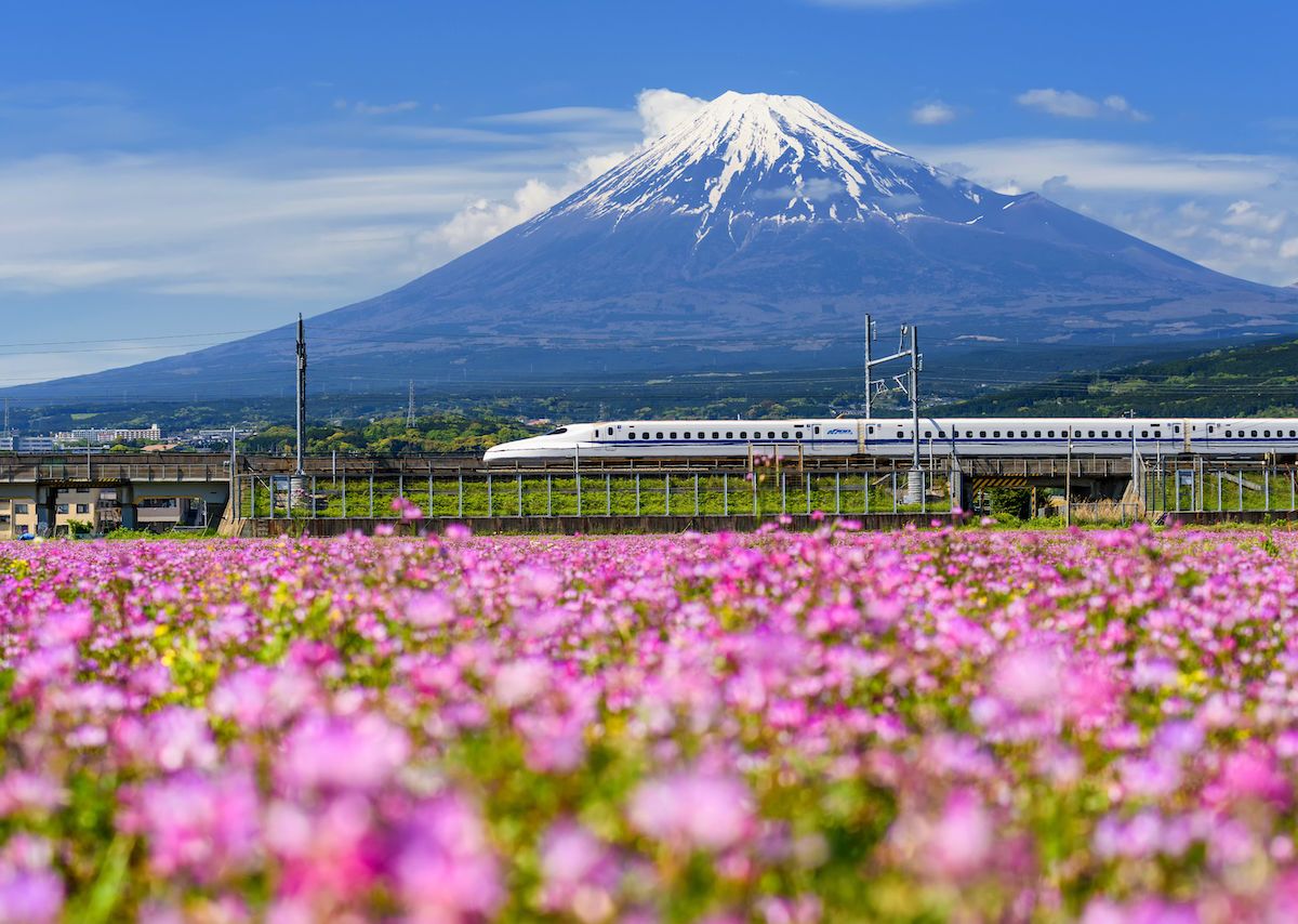 Japanese N700S Bullet Train Earthquake Safe