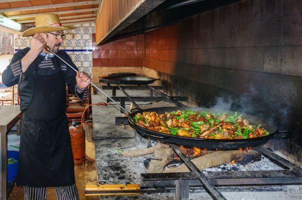 Where to Eat Traditional Spanish Food in Valencia, Spain