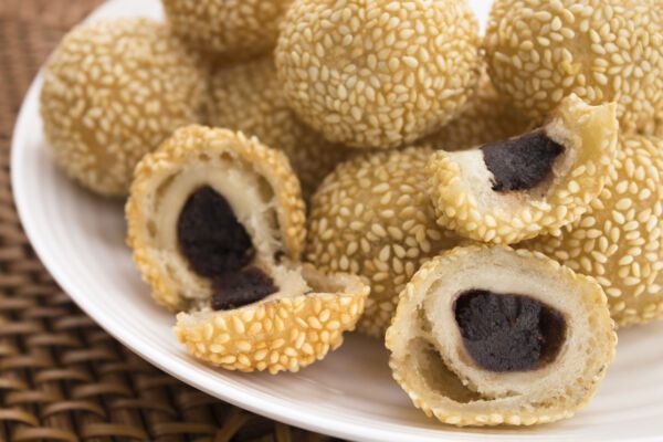 Chinese Desserts With Sesame Seeds