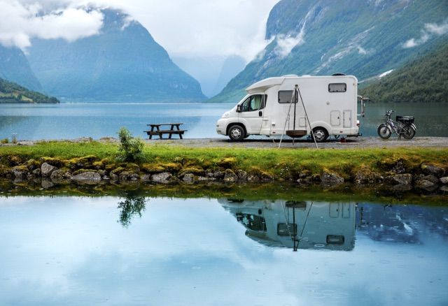 Is It Better to Get an RV or Van for Road Trip