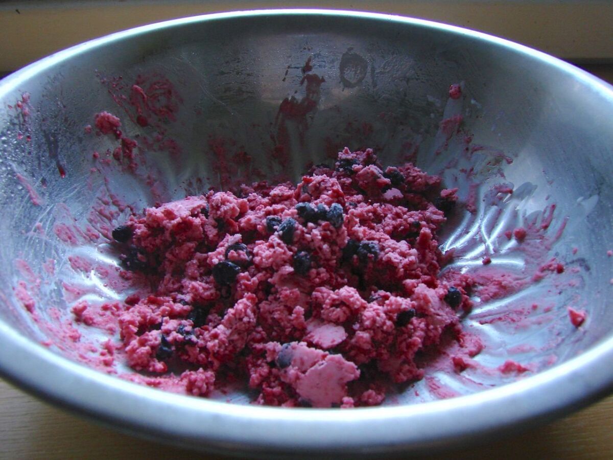 Akutaq Alaskan Ice Cream: What It Is and Where It Comes From