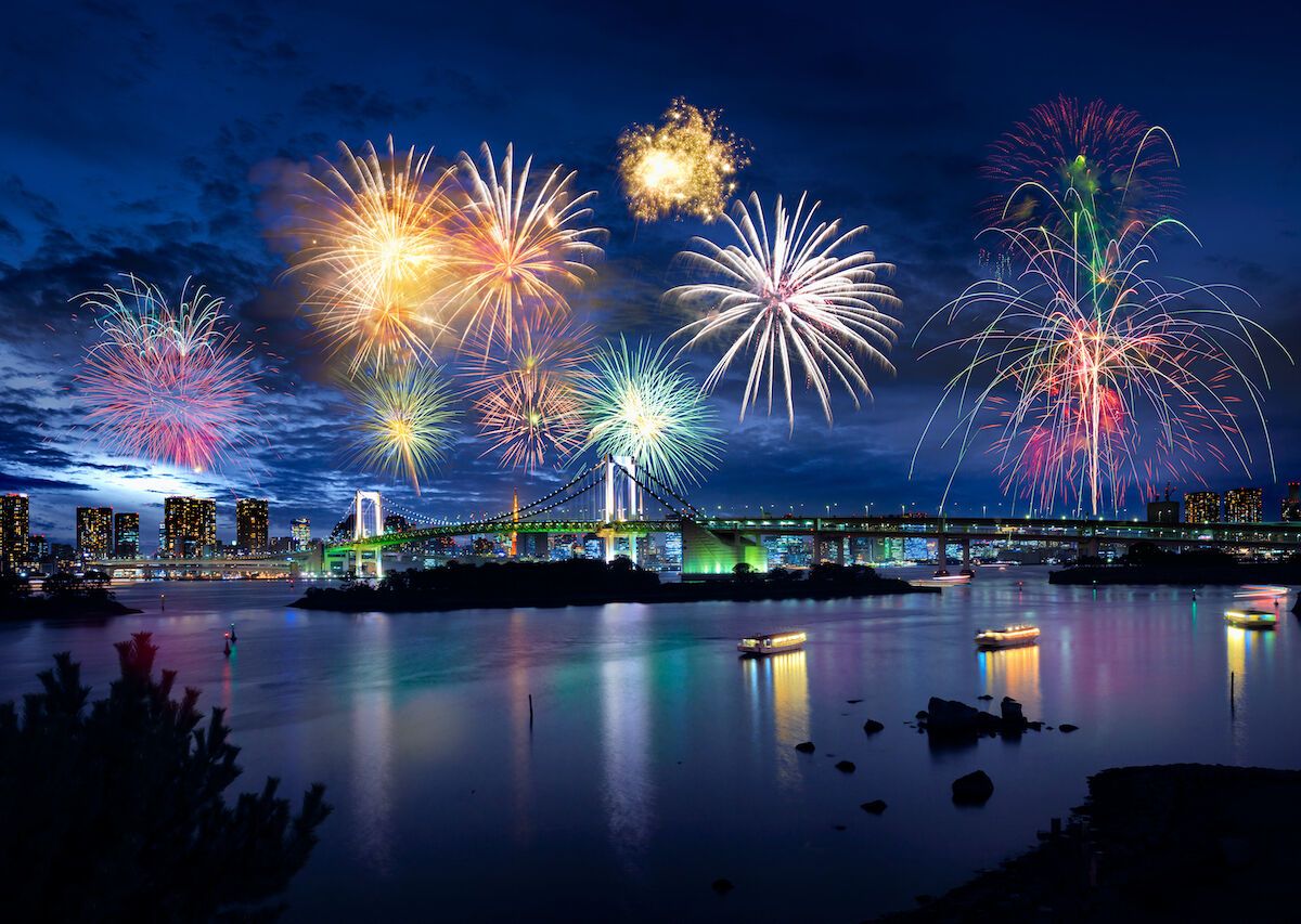 10 'off Season' Fireworks Shows