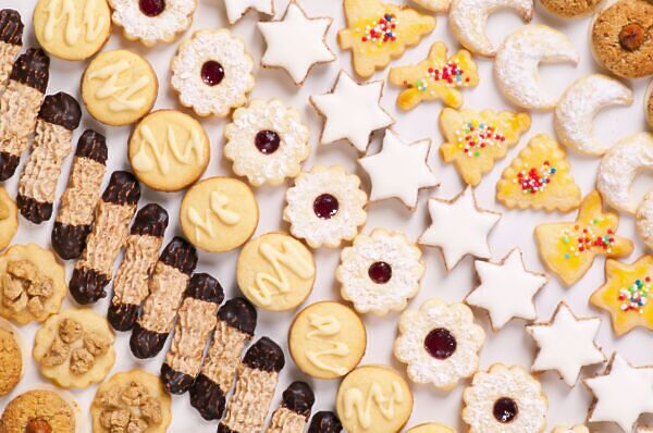 11 German Christmas Cookies To Try This Holiday Season