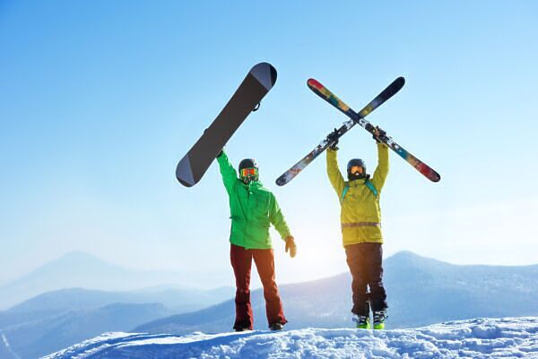 TravelZoo and Ski Butler Offer Snowboard and Ski Rental Discount