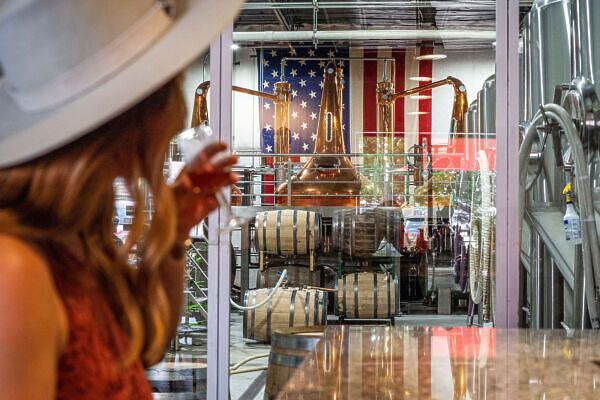 Talnua Distillery Makes the First Single Pot Still Whiskey Outside of ...