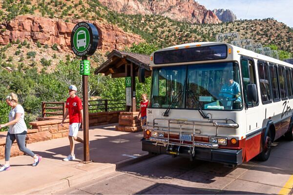 The Zion National Park Shuttle Is Free and Easy to Use -- Here's How