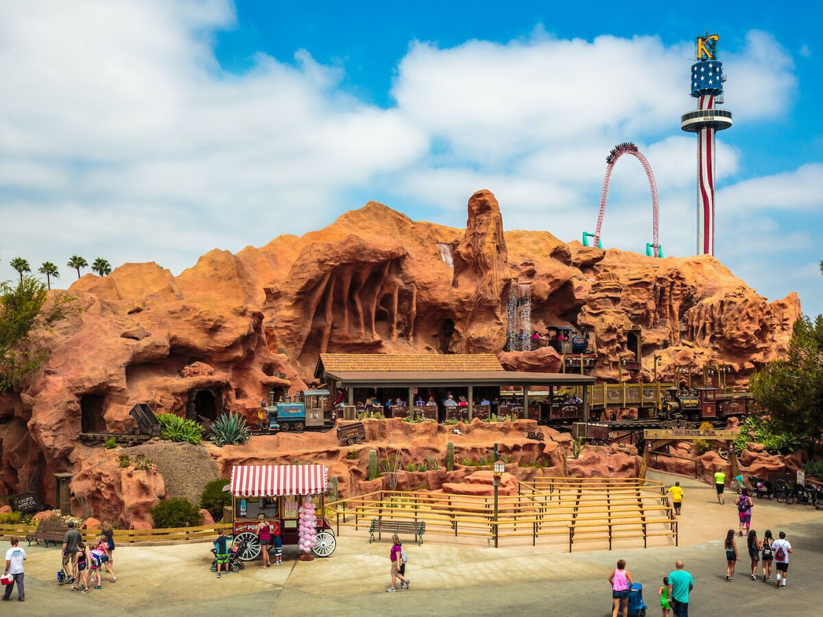The Best Knott s Berry Farm Food You Have To Try