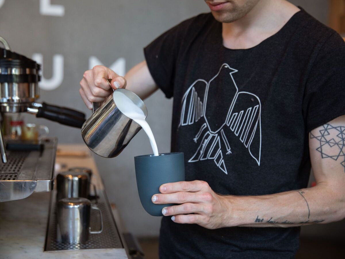 Top 7 Seattle Coffee Shops (That Aren’t Starbucks)