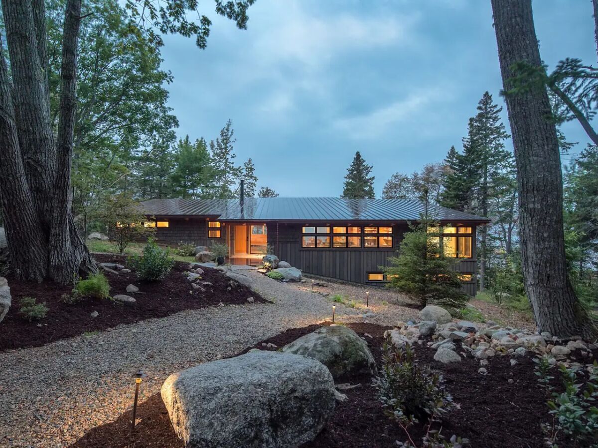 9 Airbnbs in Acadia National Park To Surround Yourself With Natural Beauty