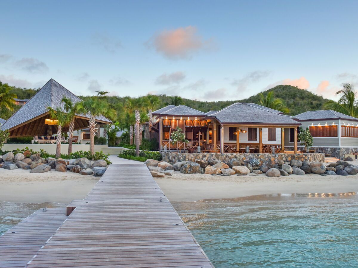 Review: The Rosewood Little Dix Bay Is a Paradise for All the Senses