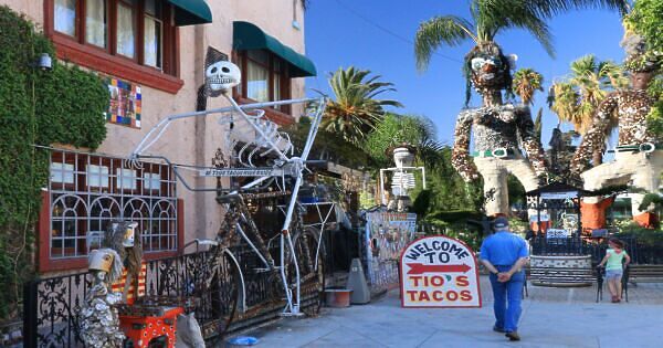 Tio’s Tacos Outside of LA Is Part Mexican Restaurant, Part Art House