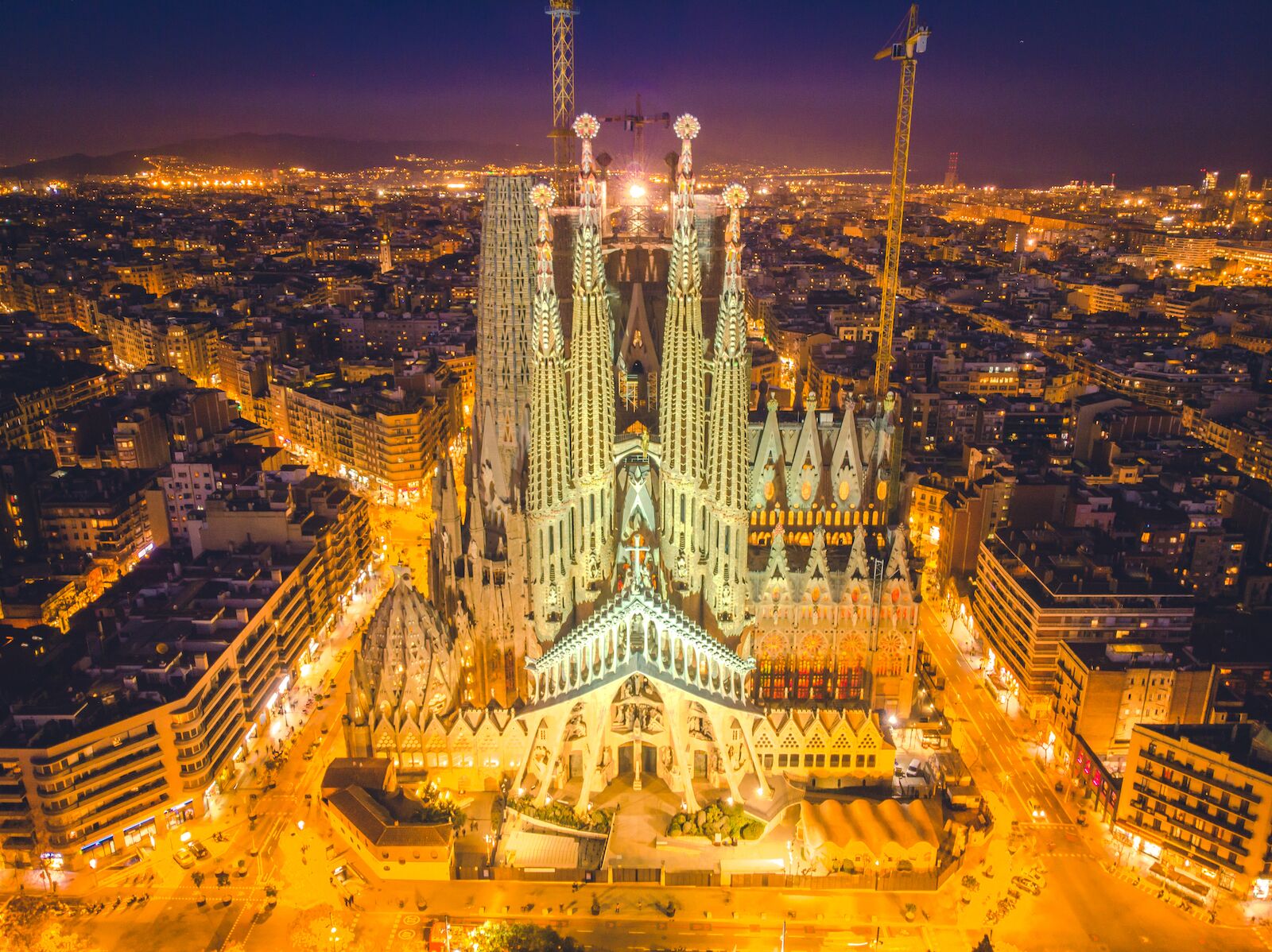 Superficie De La Sagrada Familia FZPY