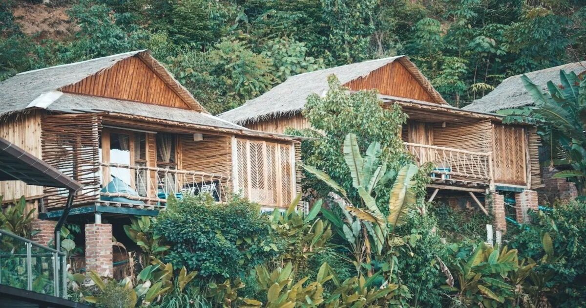 Samet Nangshe Boutique: A Must-Stay in Phang Nga Bay, Thailand