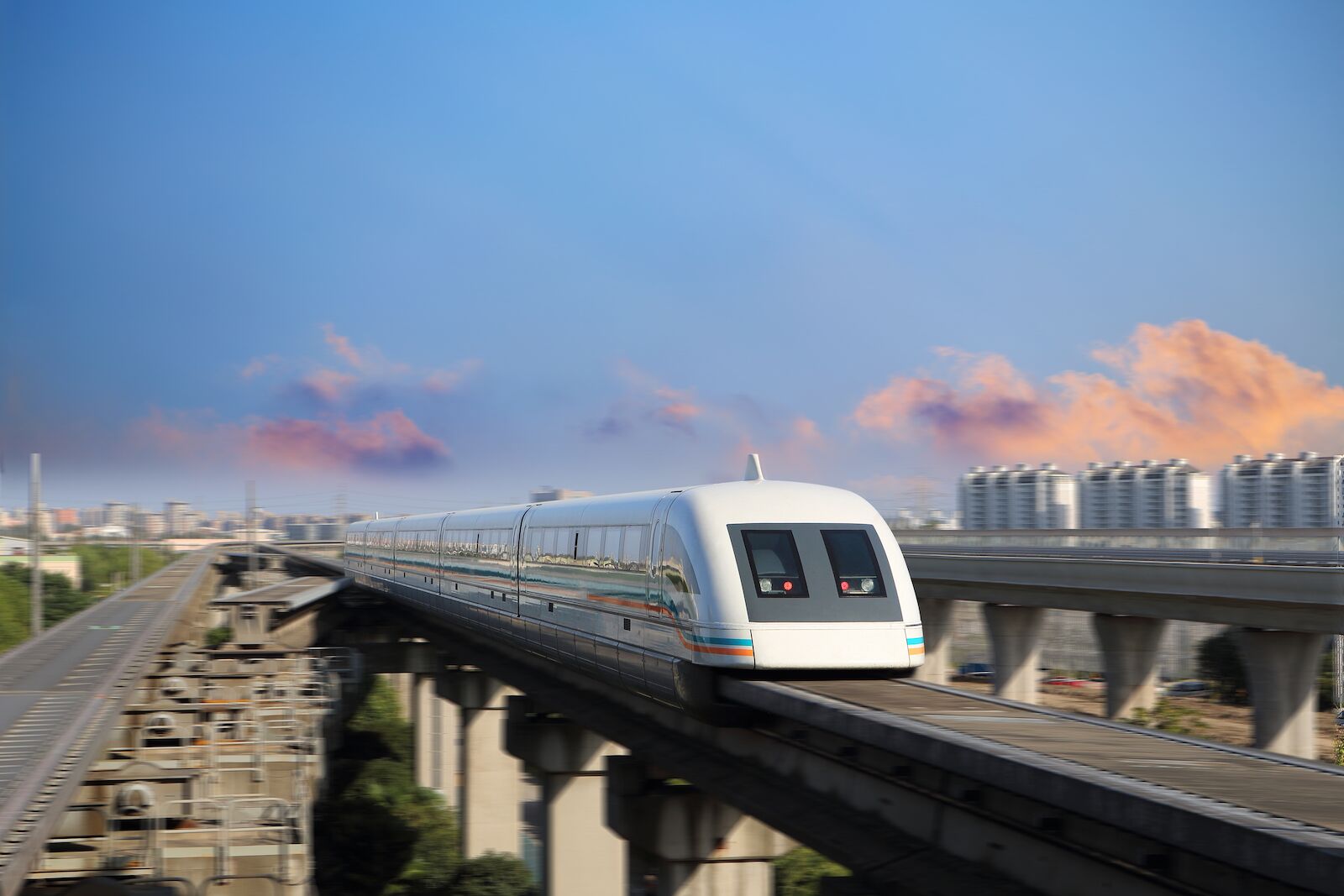 The Shanghai Maglev Train Connects Airport and City at 267.8 MPH