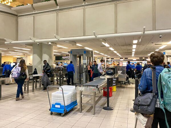 Airport Body Scanners: When Do You Need to Avoid Them?