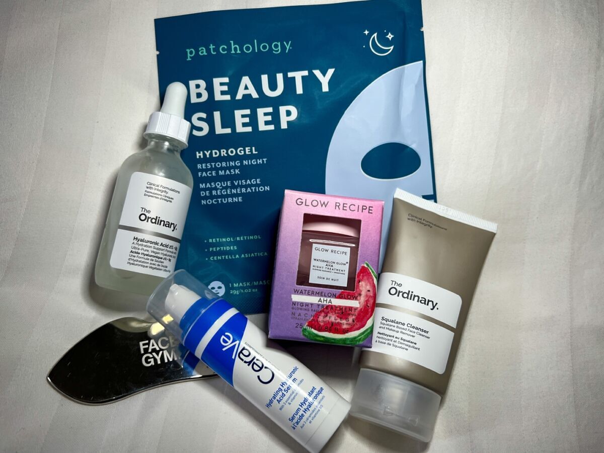 TSA Approved Facial Products for a Relaxing Long-Haul Flight