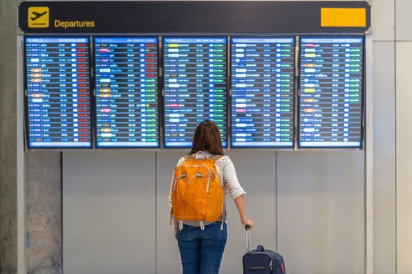 How to Check if Your Flight Will Be Delayed While You're Still at Home