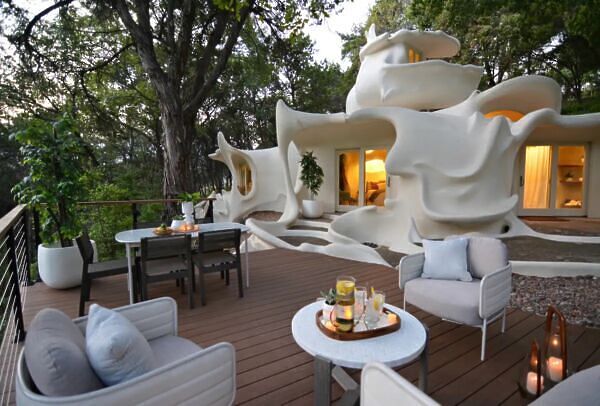 Austin's Bloomhouse Is Among The World's Most Fascinating Homes